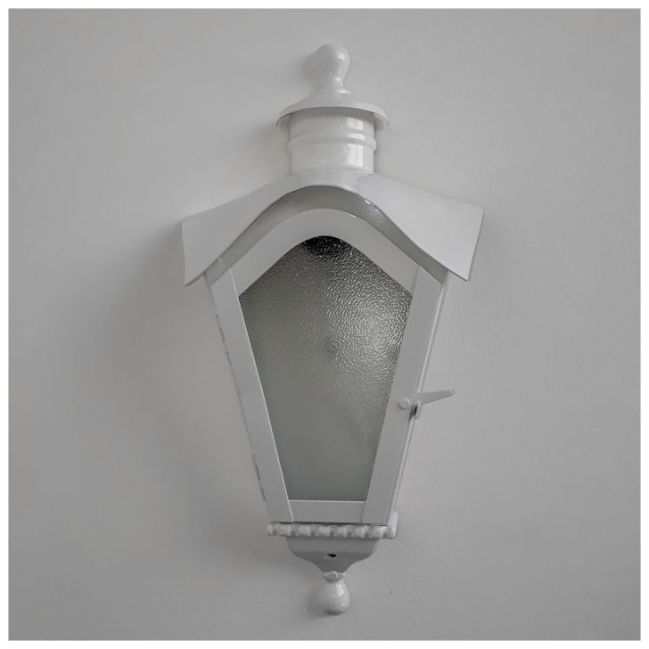 Arandela De Ferro Colonial Sinhá Meia Taça Cor Branca